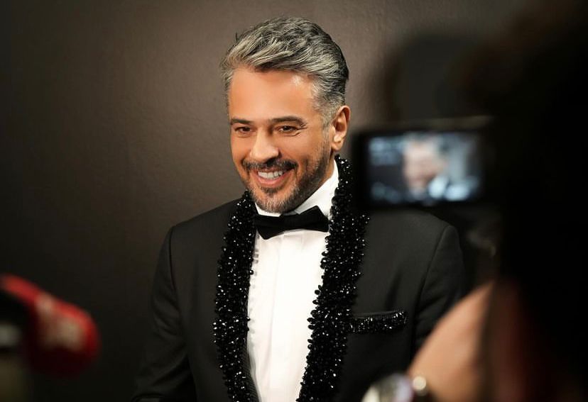 Emre Altuğ kaç yaşında, aslen nereli, kiminle evli, ne iş yapıyor ...